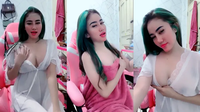 Bokep Indo Tampil Bugil Mei Yien Busana Transparan - BOKEPI